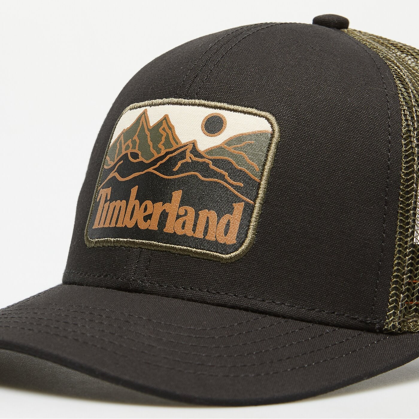 TIMBERLAND CZAPKA MOUNTAIN LINE PATCH TRUCKER kolor CZARNY (TB0A2Q520011) - Kobieta - Czapki z ...