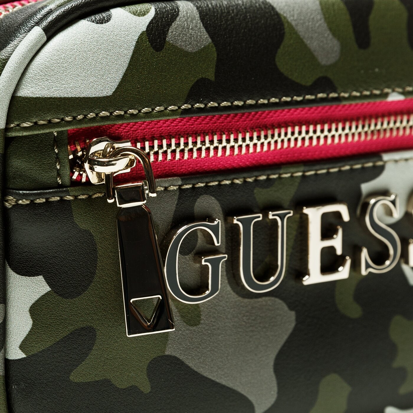 GUESS TORBA MANHATTAN MINI XBODY TOP ZIP kolor MULTICOLOR ...